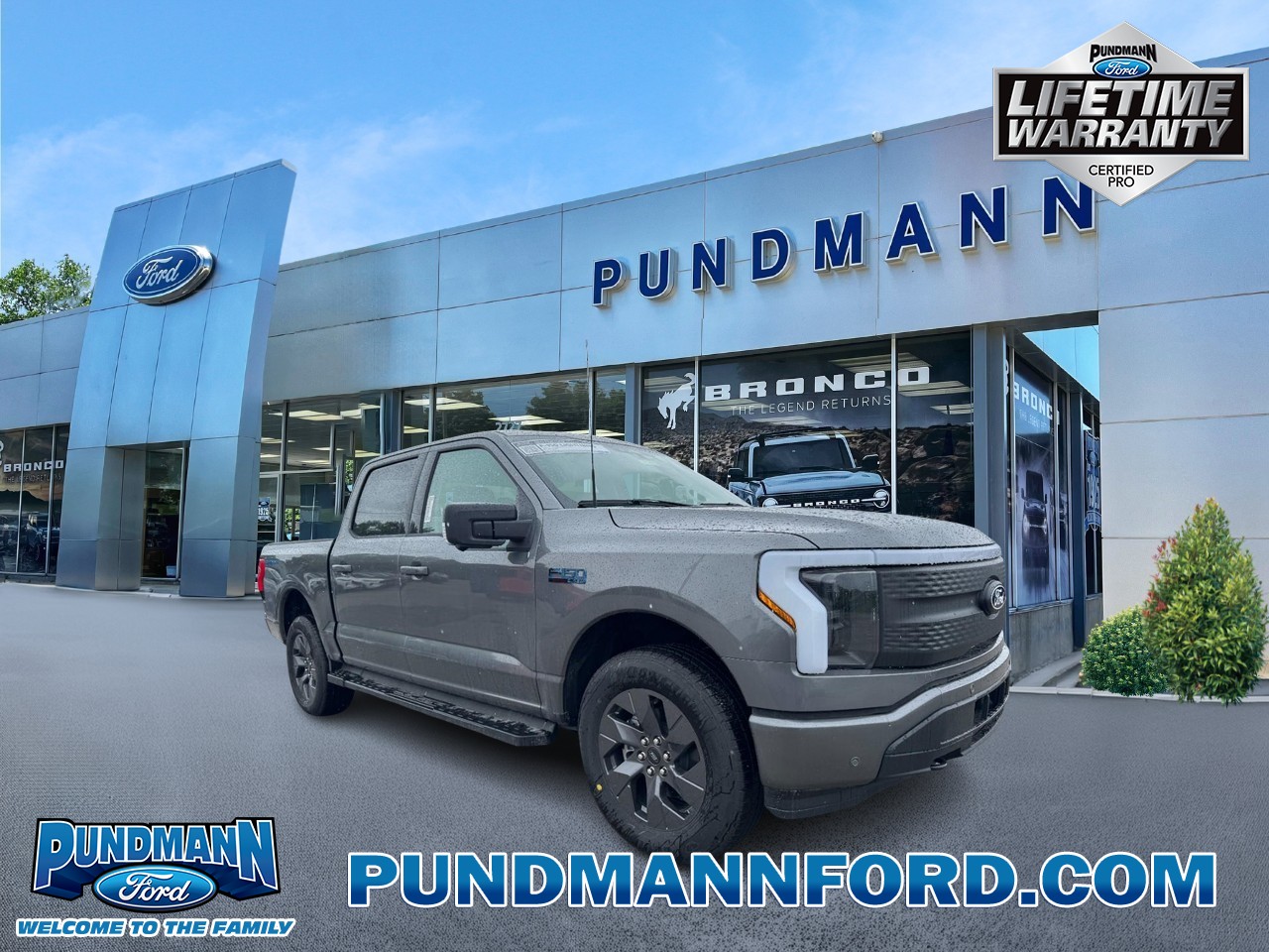 New 2025 Ford F-150 Lightning Flash™ SuperCrew in Saint Charles #250350 ...